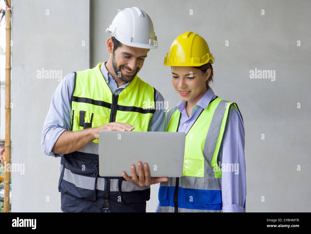 Asian woman contractor builder architect hi-res stock photography and ...