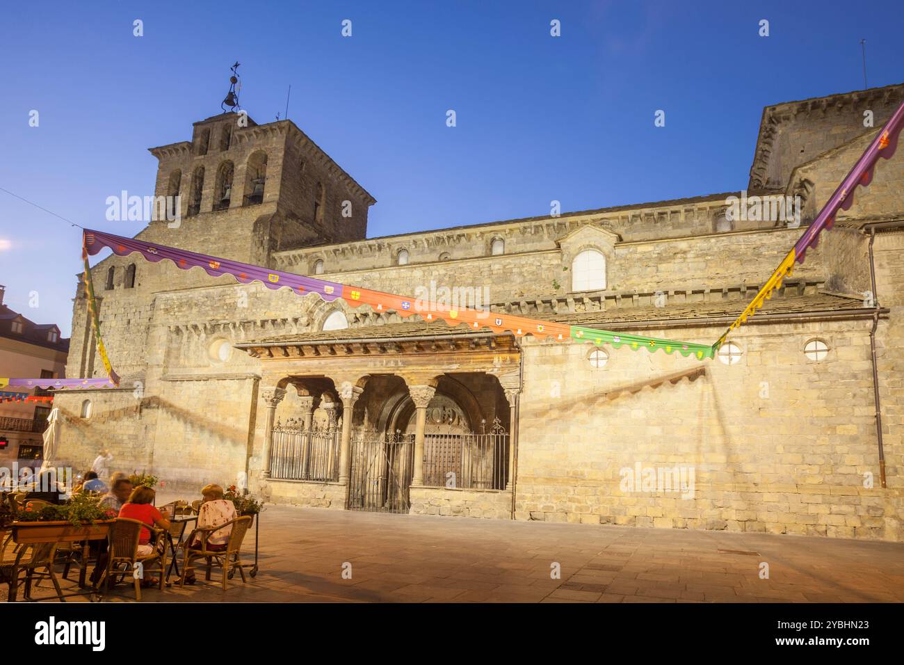 Huesca cathedral tower aragon hi-res stock photography and images - Alamy