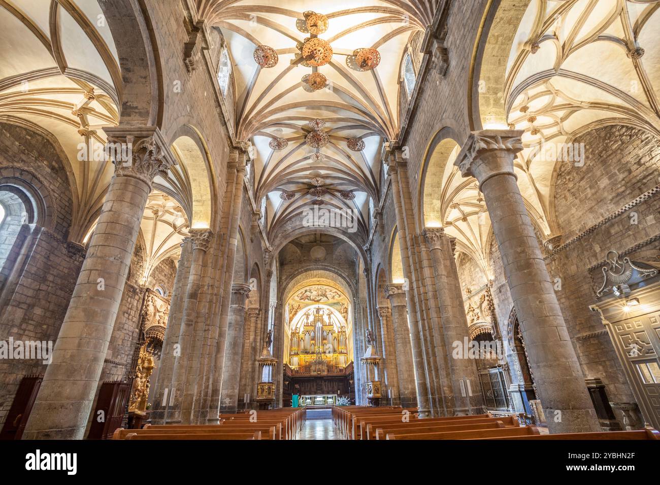 La catedral de san pedro hi-res stock photography and images - Alamy