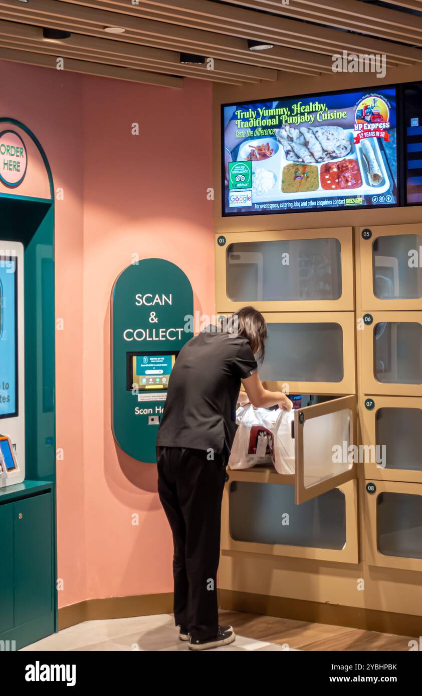 Bistro Bytes ready-to-eat food court store with boxes where a shopper ...