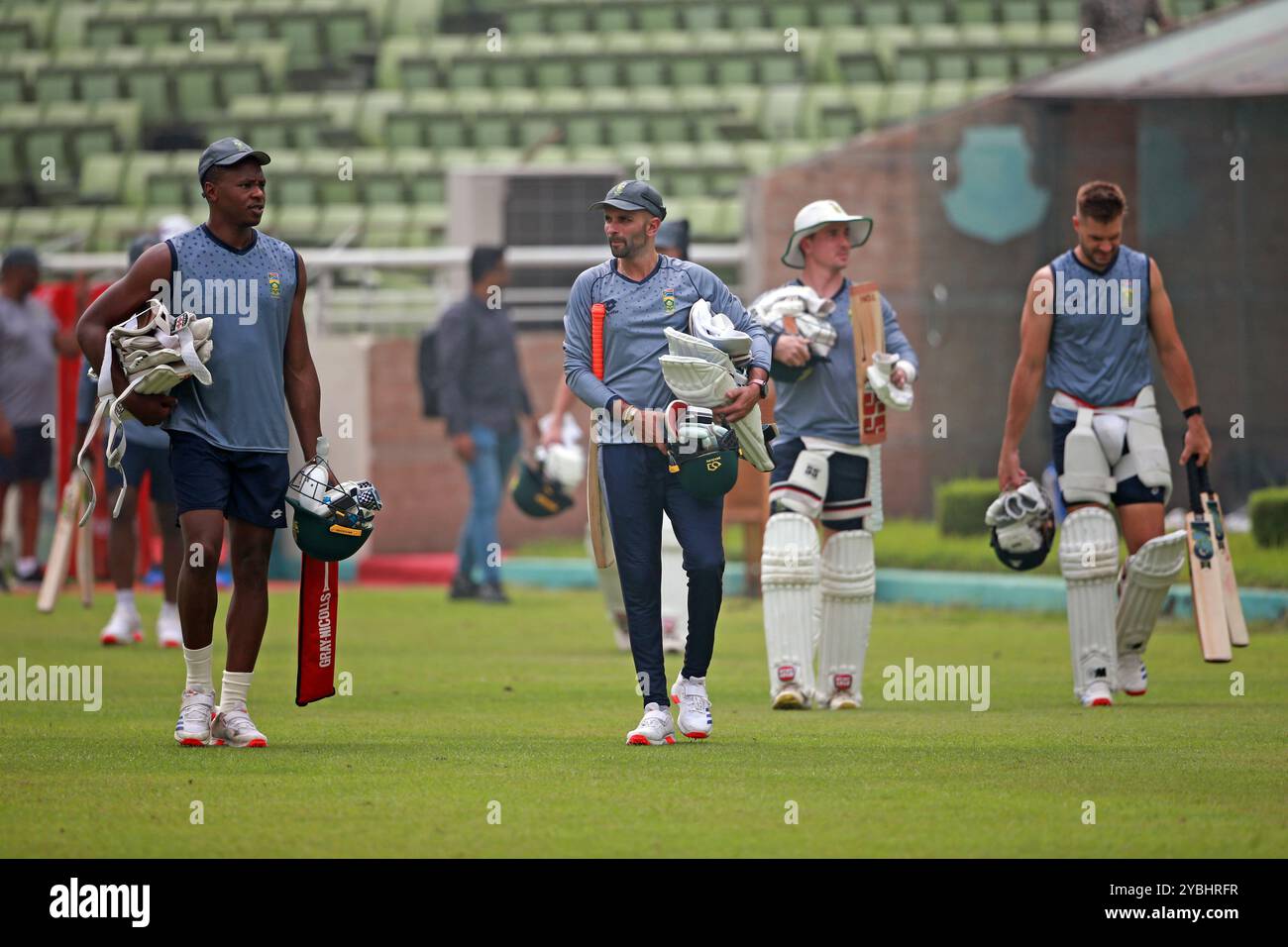 South Africa Team attends practice session at the Sher-e-Bangla ...