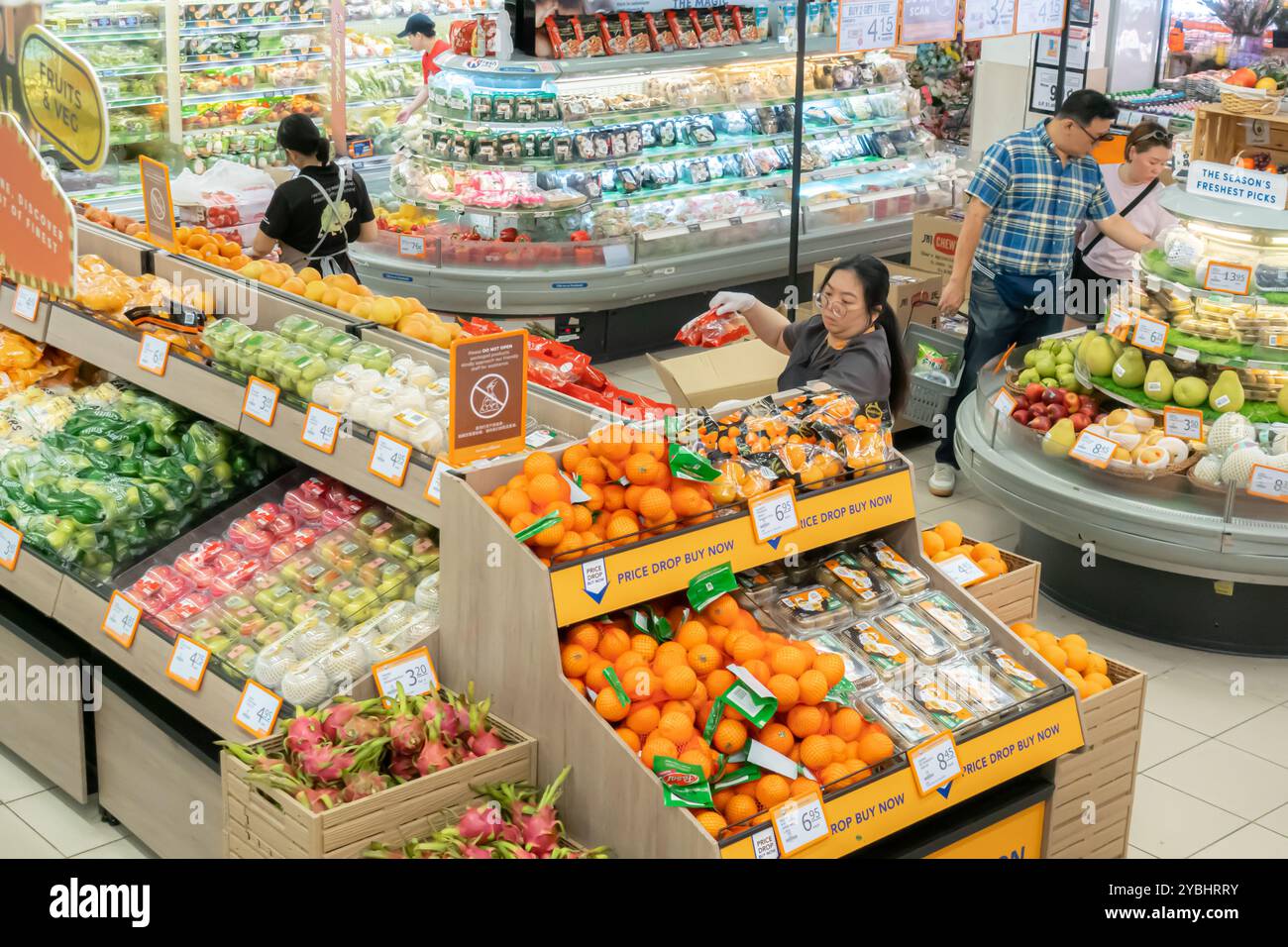 Fruits department, FairPrice supermarket Singapore Stock Photo - Alamy