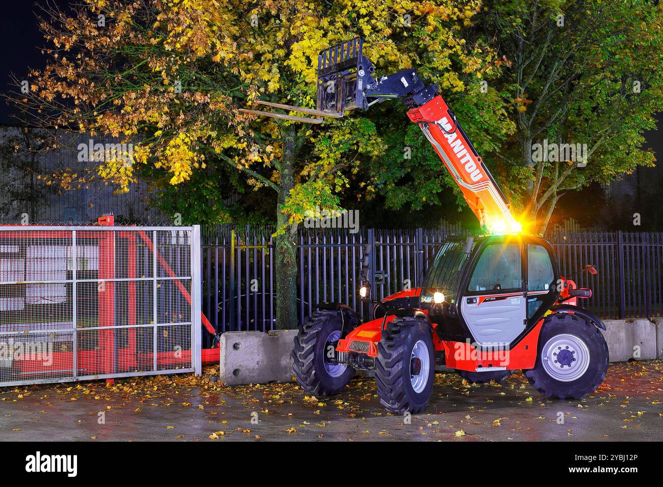 Manitou telehandler machine hi-res stock photography and images - Alamy