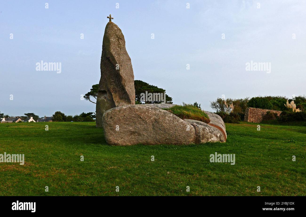 Menhir de Men Mars, Plouneour-Brignogan-Plages, Finistere, Bretagne ...
