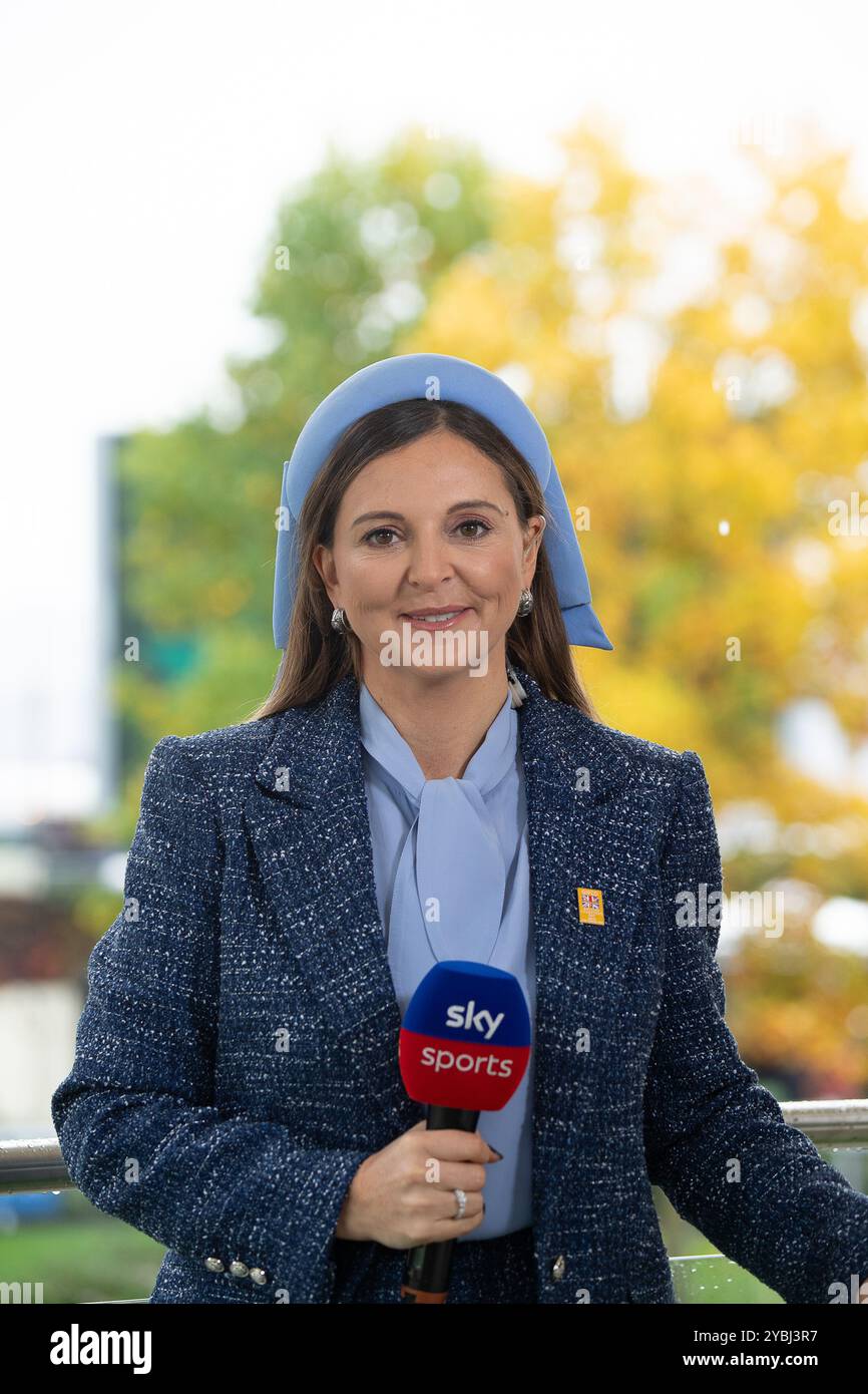 Sky sports news presenters hi-res stock photography and images - Alamy