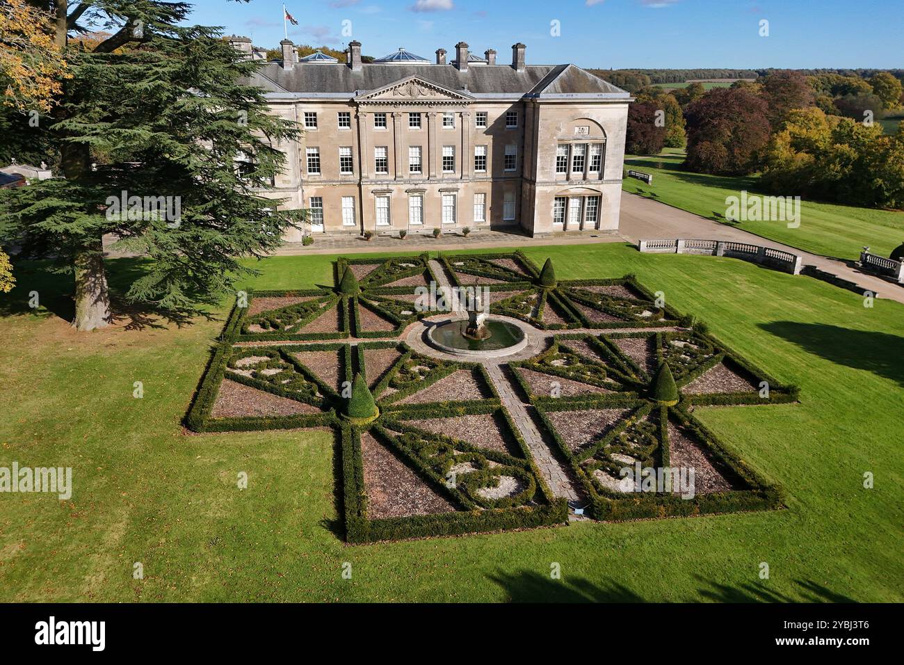 Sledmere House, Georgian country house East Riding of Yorkshire ...