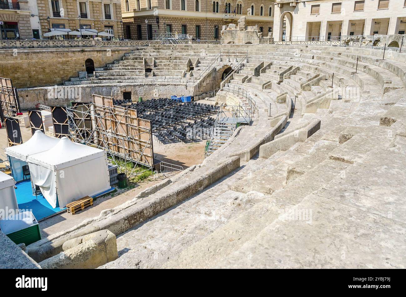 The iconic Roman amphitheatre in Sant'Oronzo square, one of the most ...