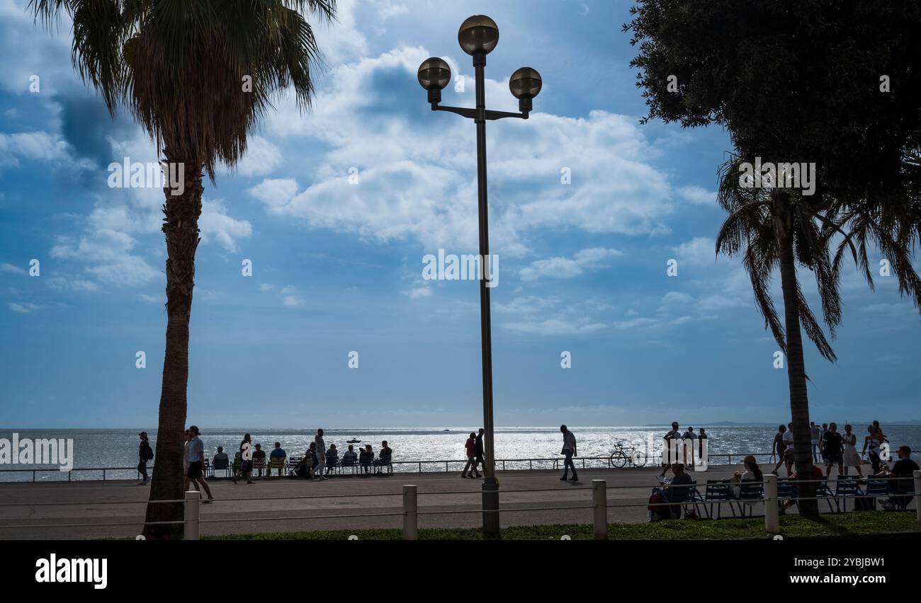 Prom des anglais hi-res stock photography and images - Alamy