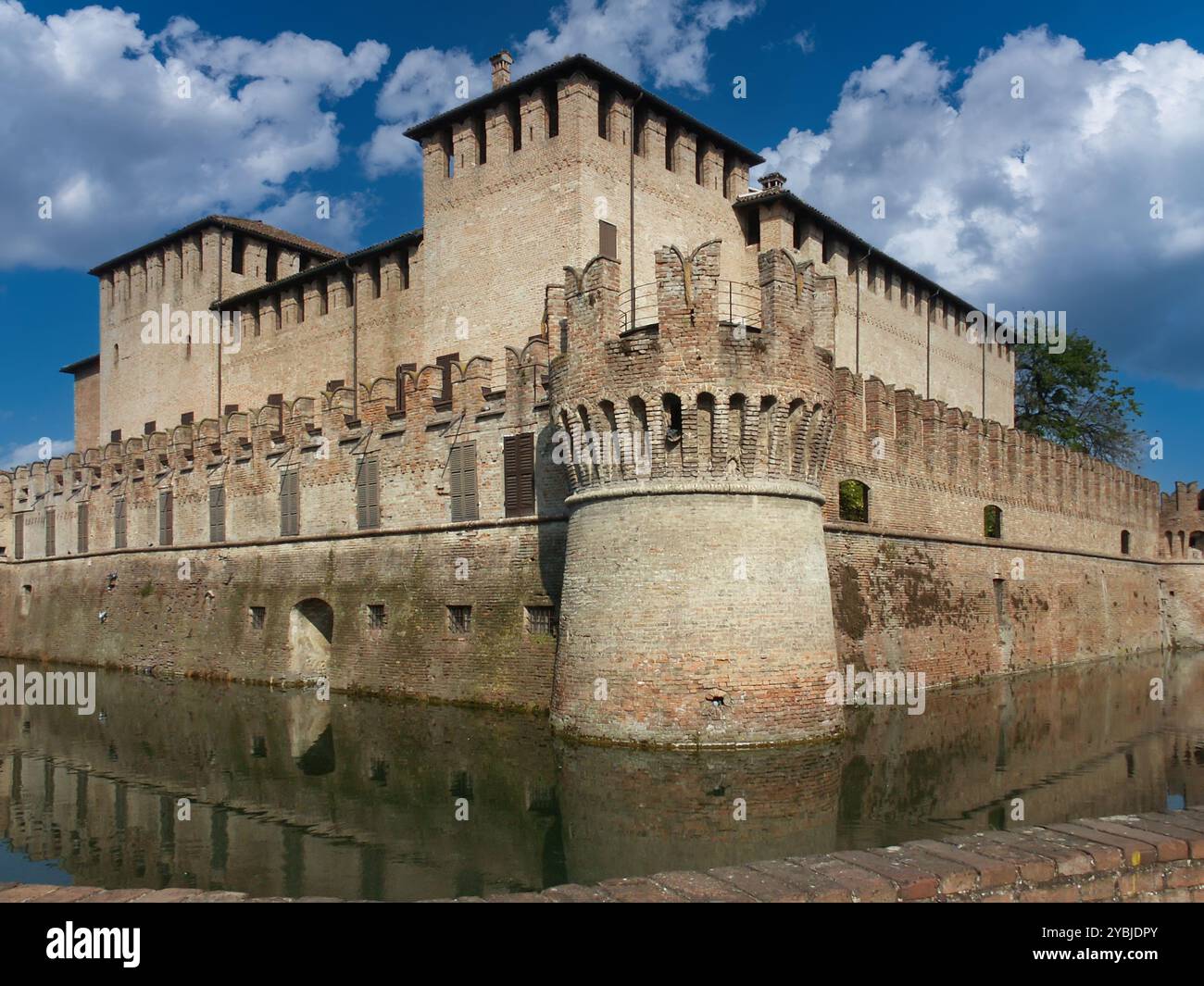 Fontanellato, Parma, Italy - marzo 27, 2024: the fortress of medieval ...