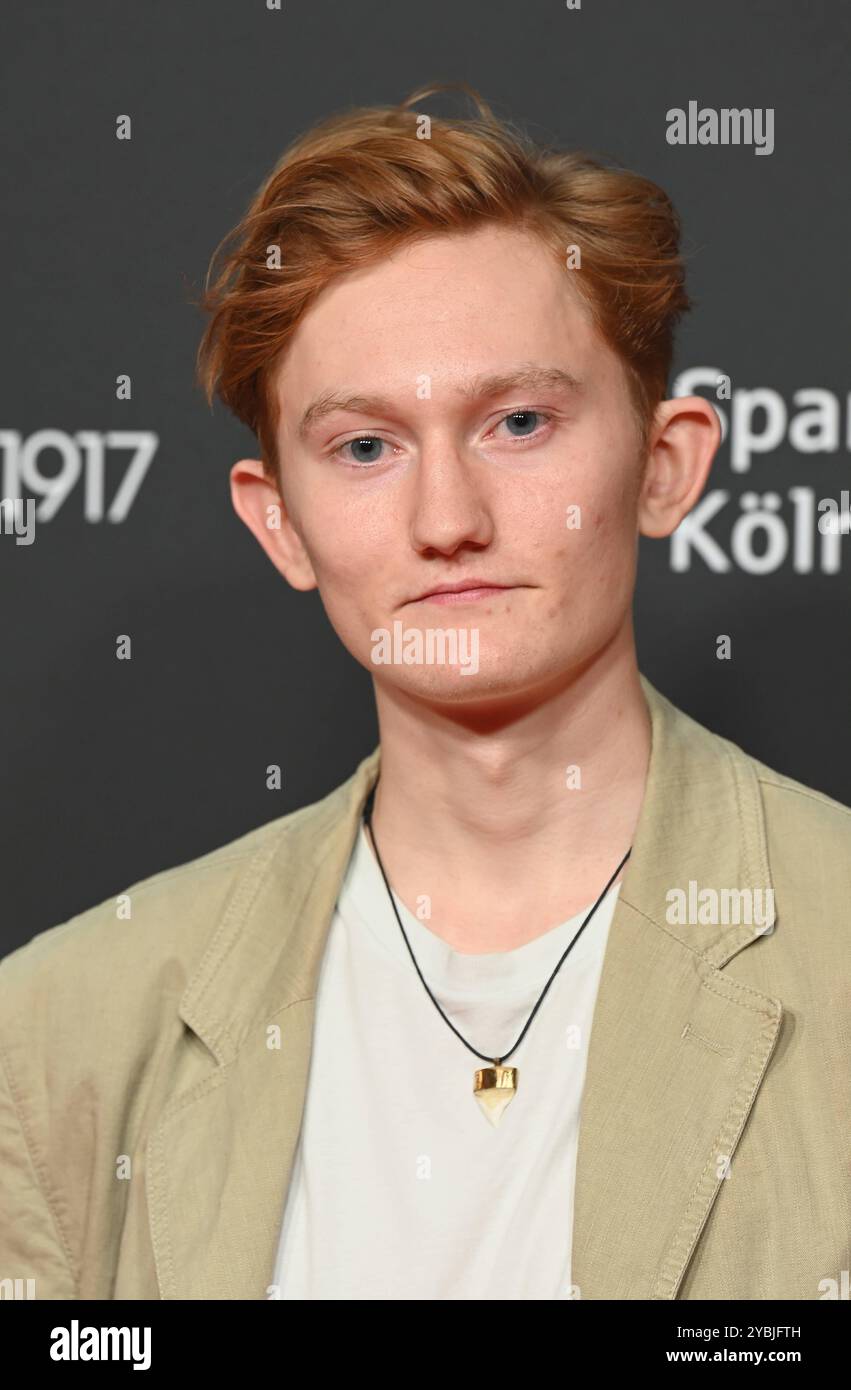 Schauspieler Konrad Neidhardt kommt zum Screening des Films uferpark ...