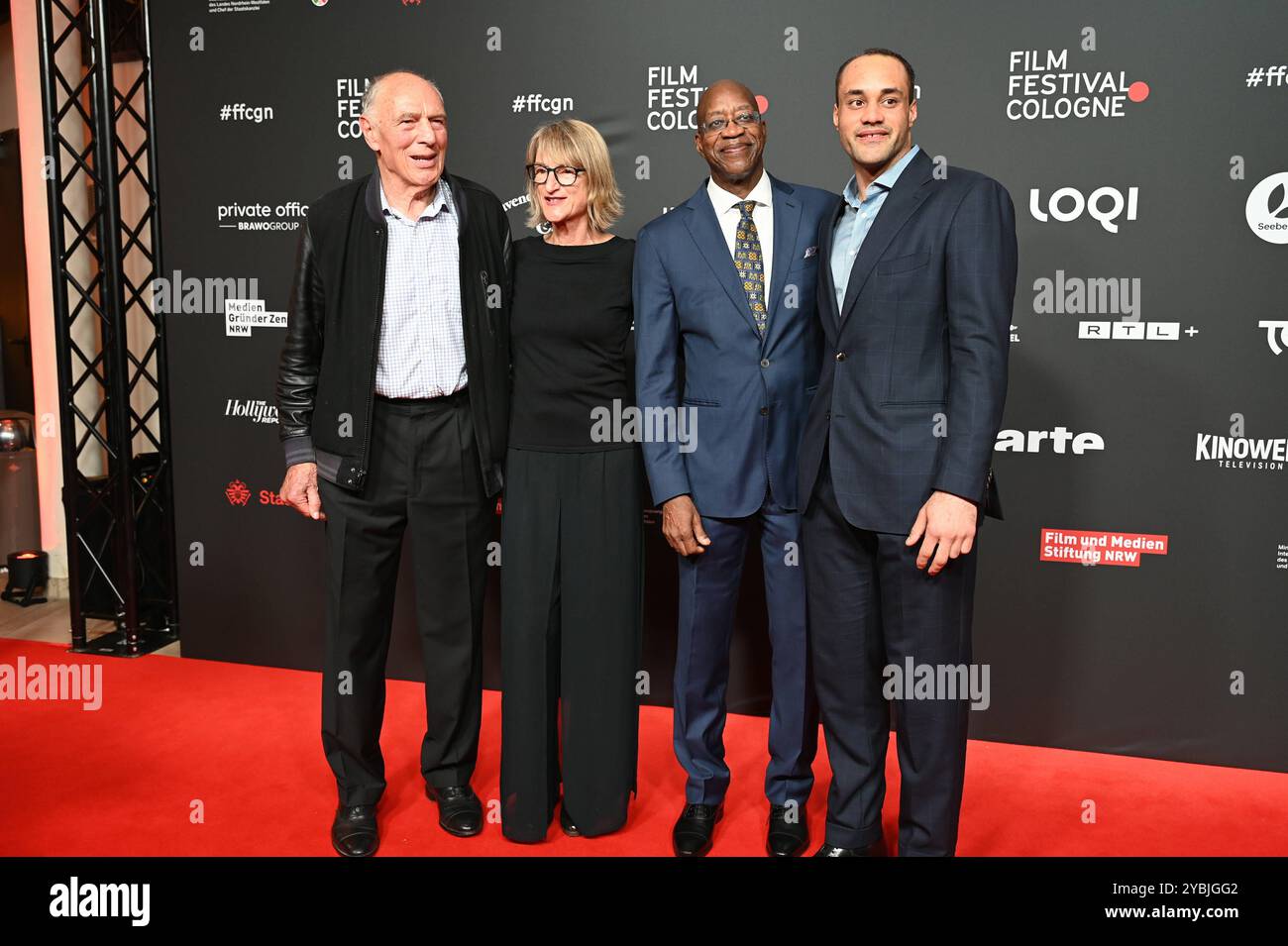 Basketballtrainer Holger Geschwindner, Anne Merrem,der US amerikanische ...