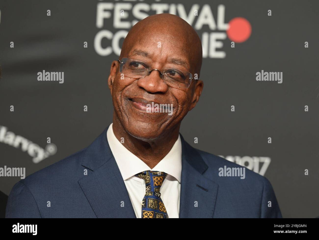 der US amerikanische Sportler Edwin Moses, Leichtathletik Legende kommt ...