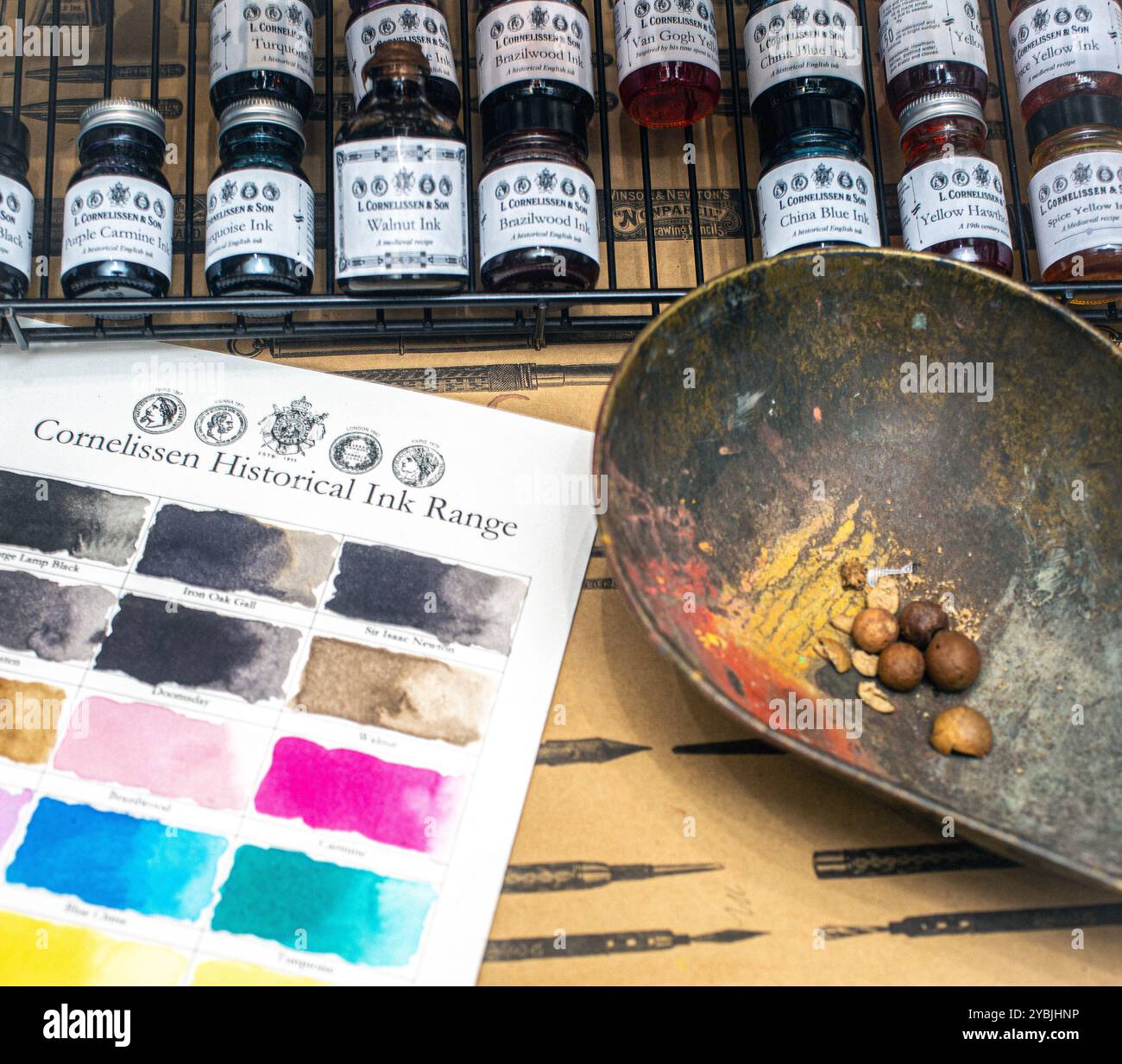 Bespoke artist products hi-res stock photography and images - Alamy