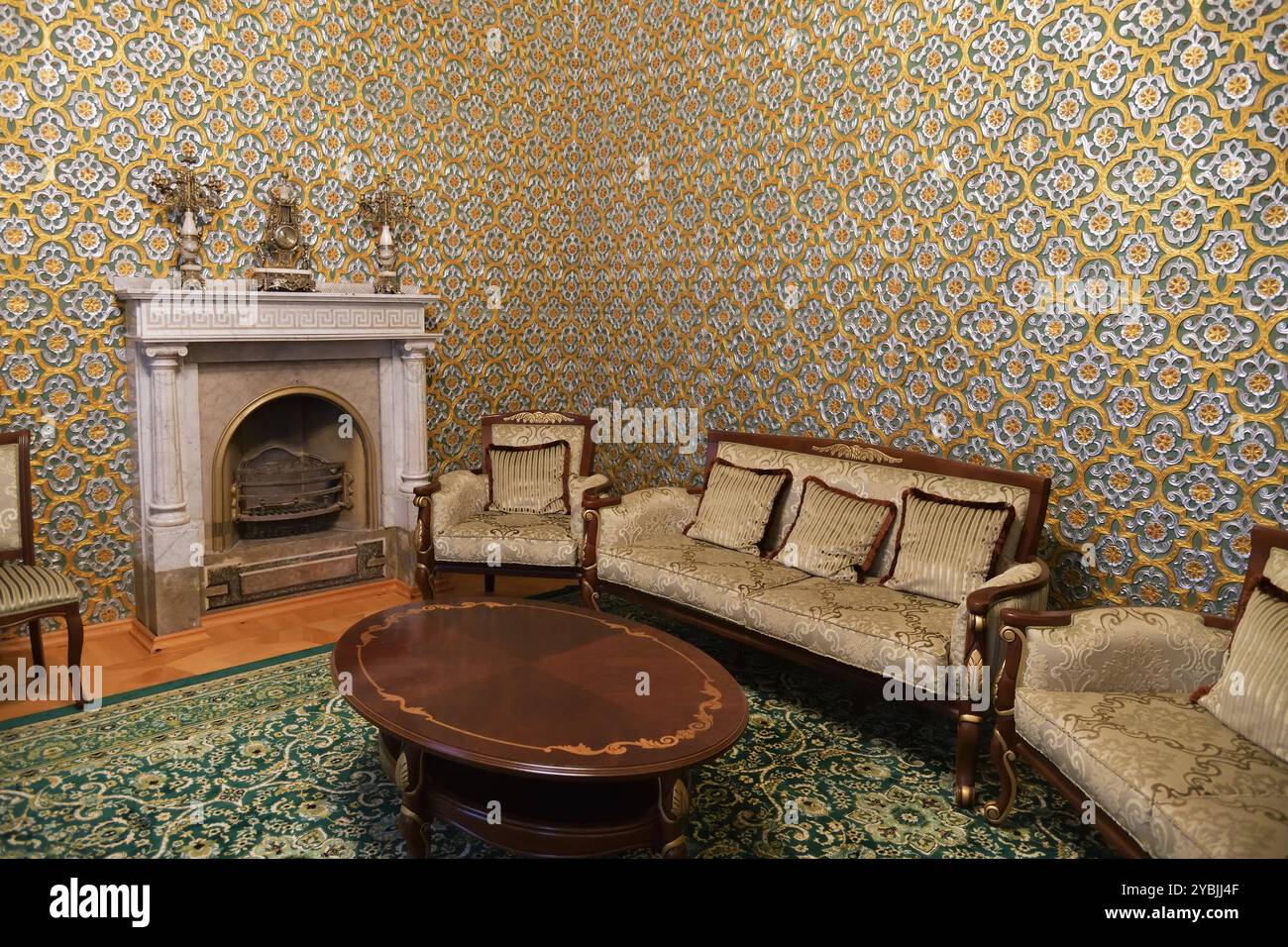 Khiva, Uzbekistan - September 15, 2024: Interiors of Besh Khovli ...