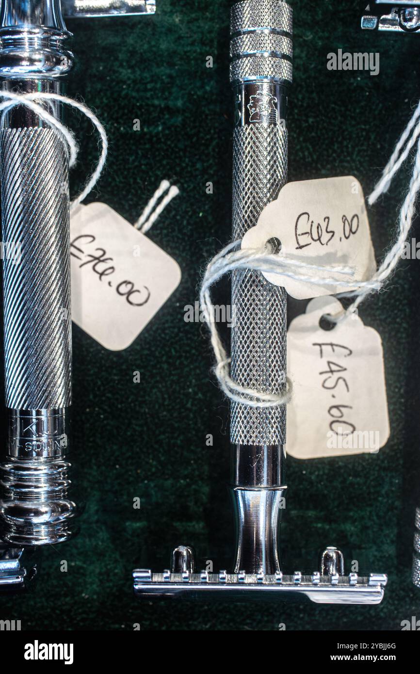 Vintage safety razor Stock Photo - Alamy