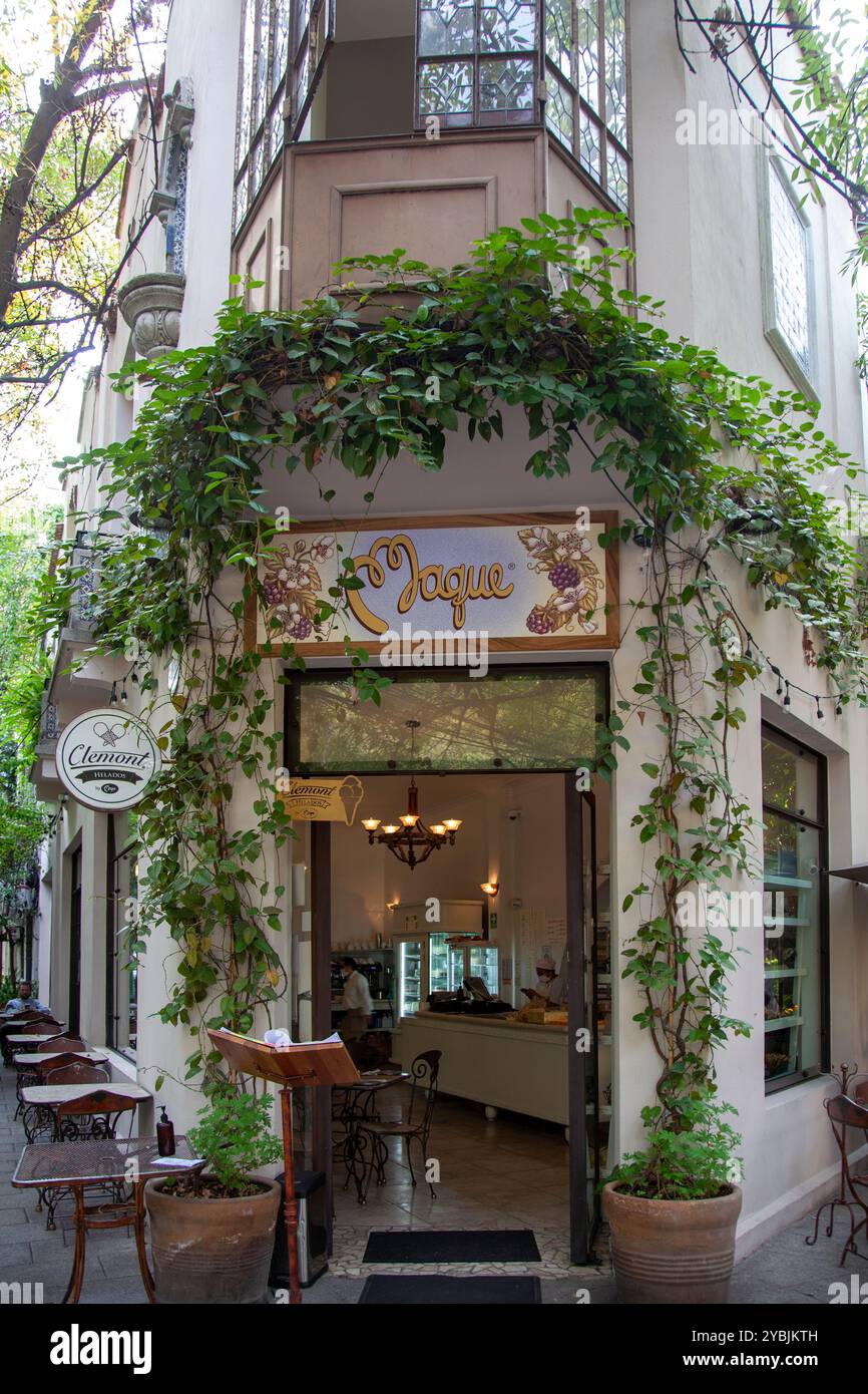 Parque méxico cdmx condesa hi-res stock photography and images - Alamy