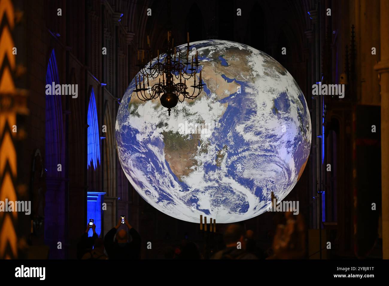 Gaia: By Night art installation by Luke Jerram on display at Southwark ...