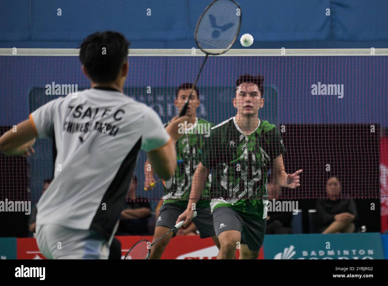 Tsai Fu Cheng (L) of Chinese Taipei, Alvin Morada (R2) and Christian ...