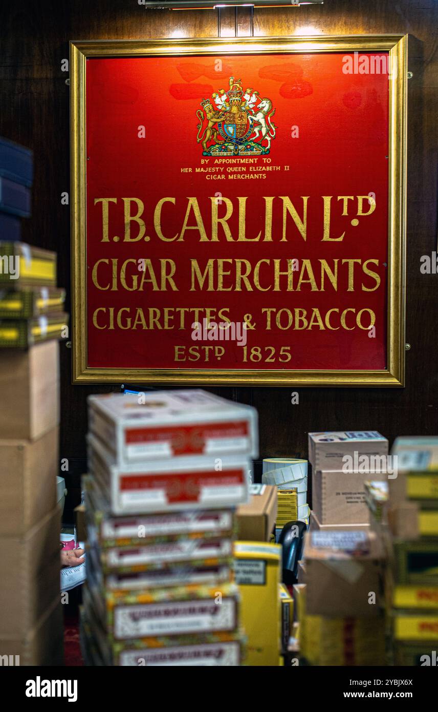 James J Fox, oldest cigar shop in London established by Robert Lewis in ...