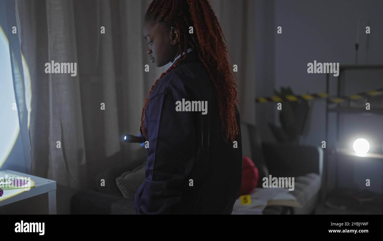 Detective clue black hi-res stock photography and images - Alamy