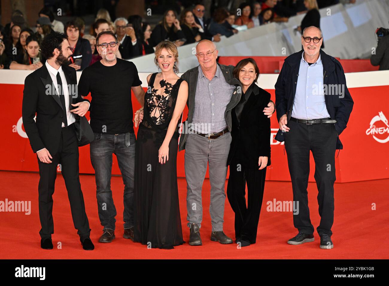 (L-R) Alessio Vassallo, Valerio Mastandrea, Violante Placido, Davide ...