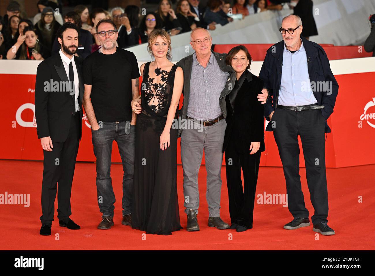 (L-R) Alessio Vassallo, Valerio Mastandrea, Violante Placido, Davide ...