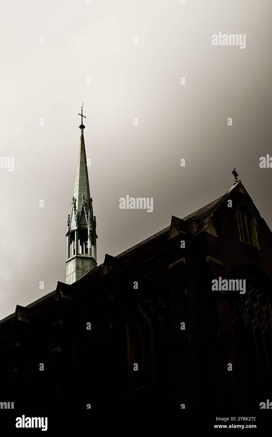 Annunciation Church, Marble Arch Stock Photo - Alamy