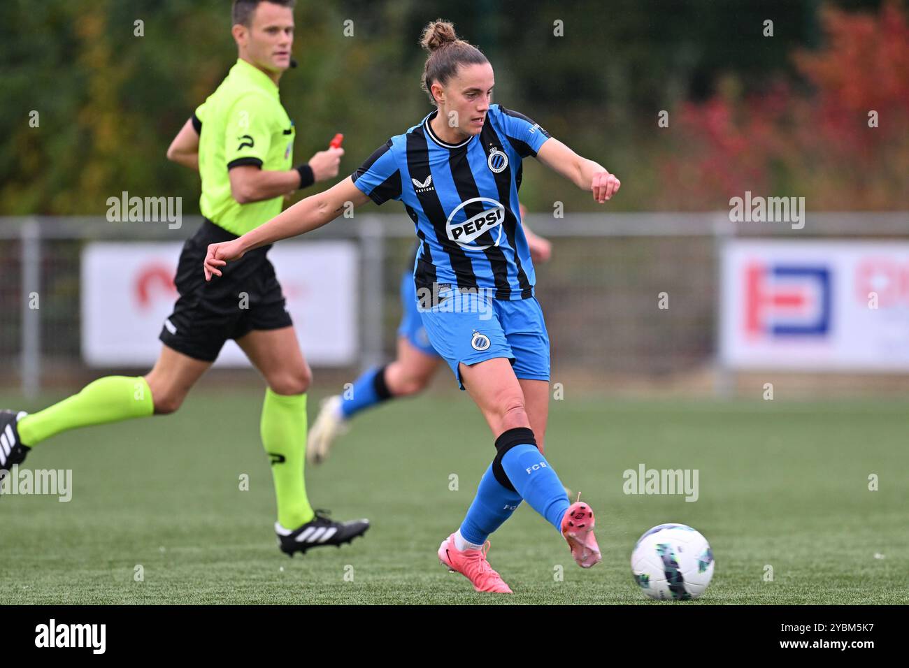 Aalter, Belgium. 19th Oct, 2024. Chloe Vande Velde (8) of Club YLA pictured during a female ...