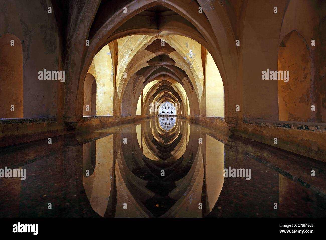 The Baths of Lady Mary of Padilla, Alcázar Palace, Seville, Andalusia ...