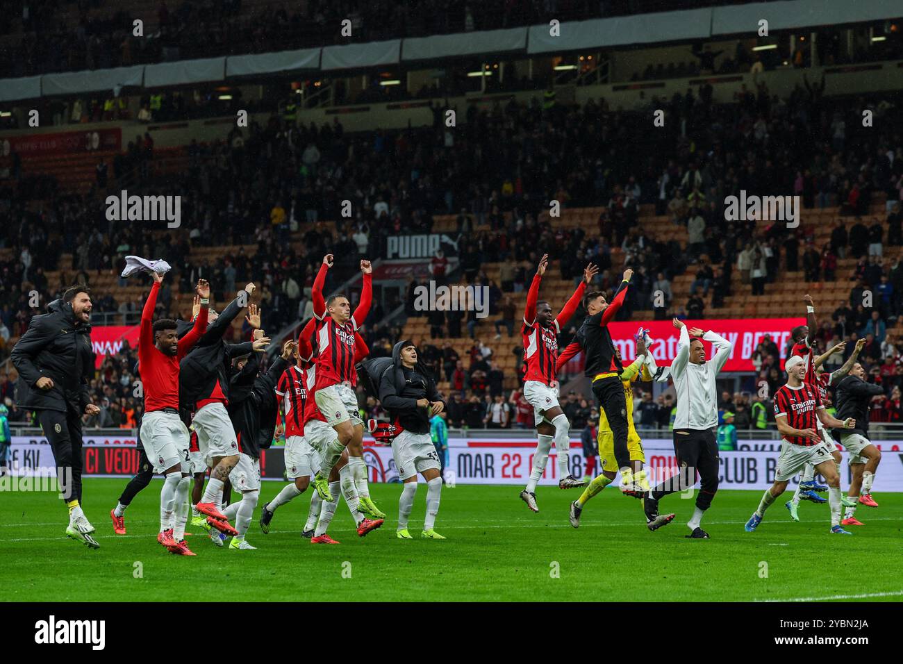AC Milan players celebrate the victory at the end of the match during Serie A 2024/25 football ...