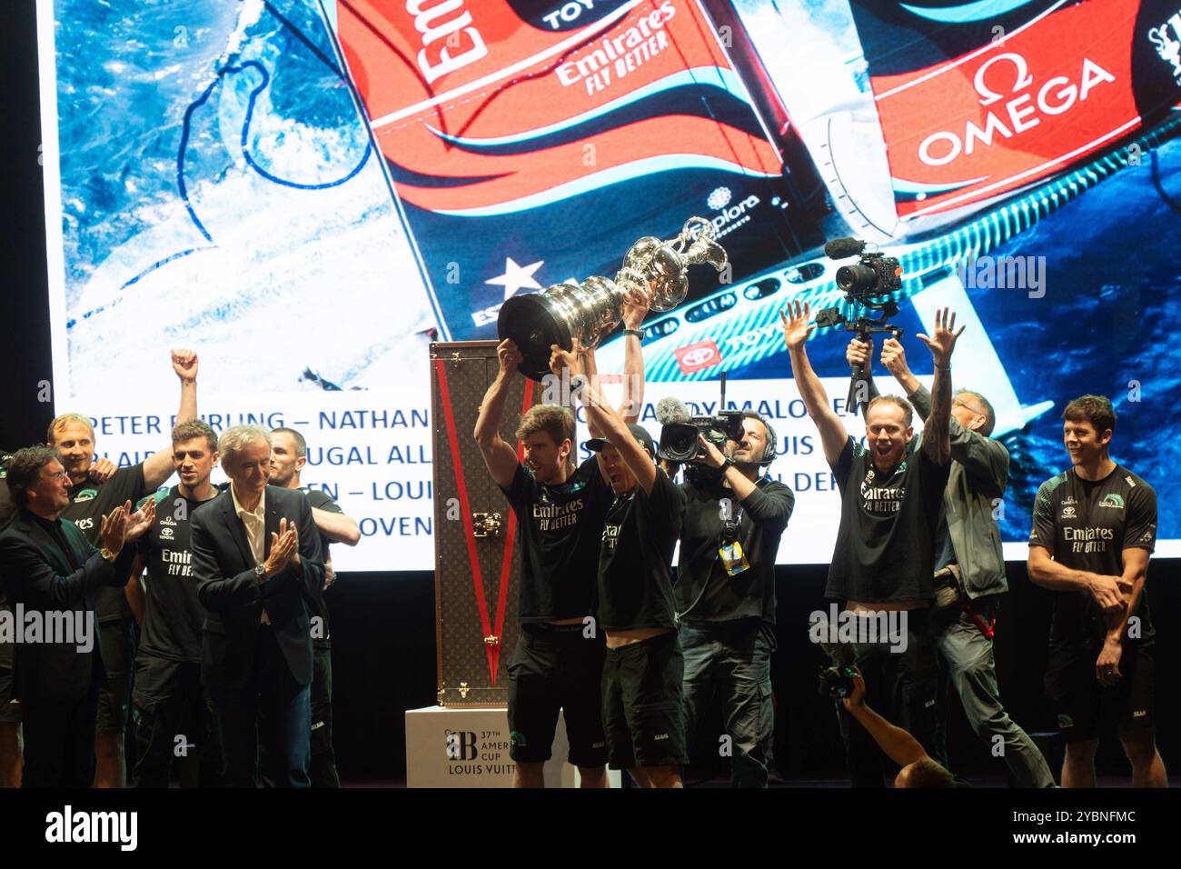 The winners of the America's Cup, Emirates Team New Zealand, receive ...
