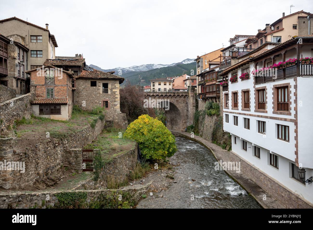Potes spain picos de europa hi-res stock photography and images - Alamy