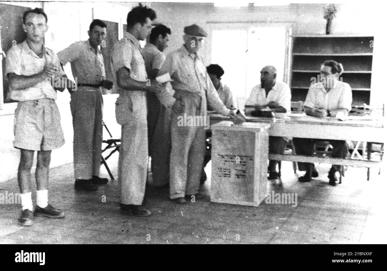 Voting in the United States of America Stock Photo - Alamy