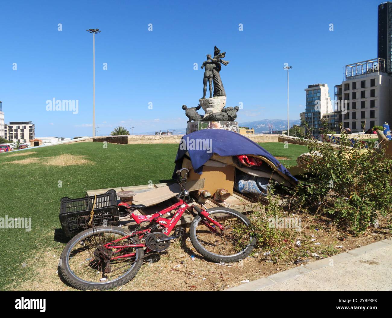 Beirut, Lebanon. 19th Oct, 2024. Displaced families from bombed Dahye ...