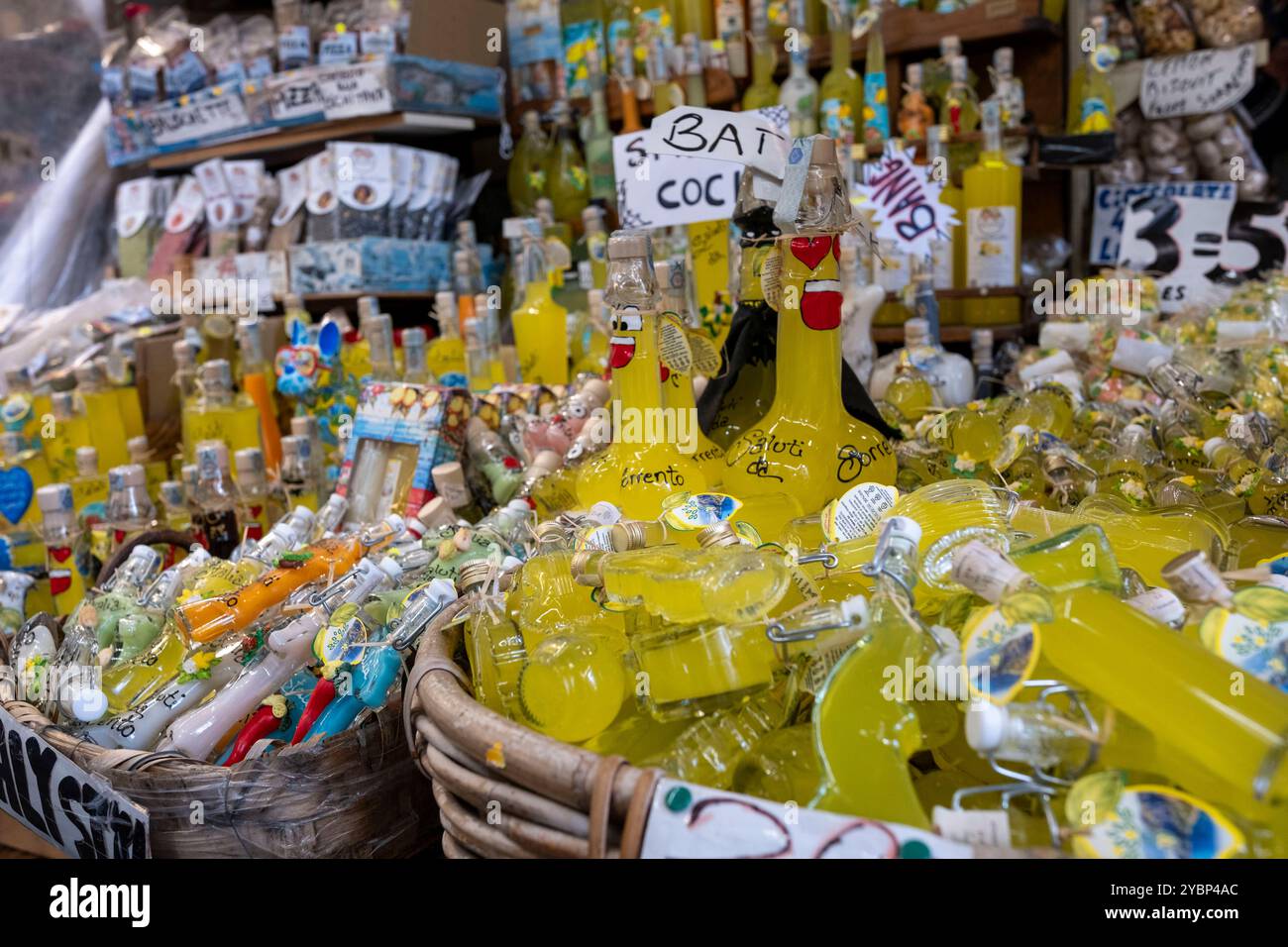 Limoncello on sale outside a shop in Sorrento, Camapnia, Italy Stock ...