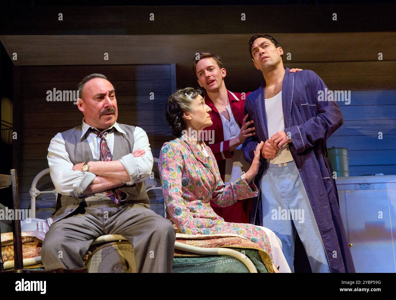 Actors marks hi-res stock photography and images - Alamy