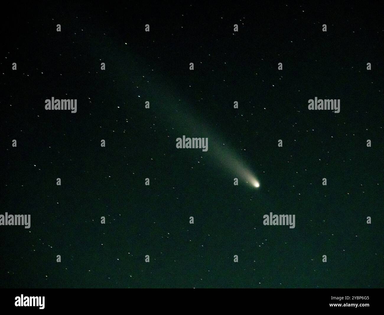 Sheerness, Kent, UK. 19th Oct, 2024. UK Weather: Comet C/2023 A3 ...