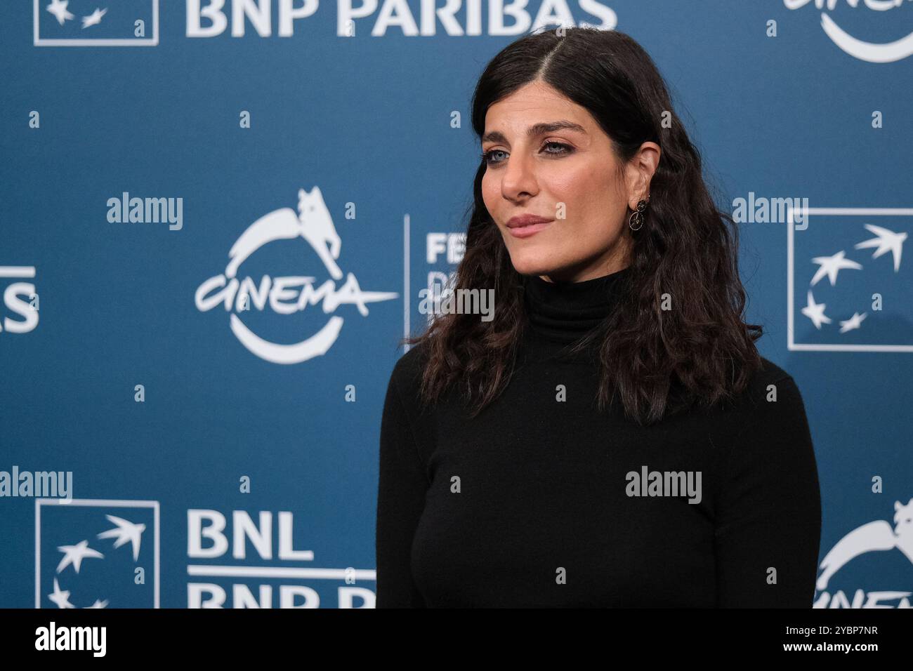 Mina kavani hi-res stock photography and images - Alamy