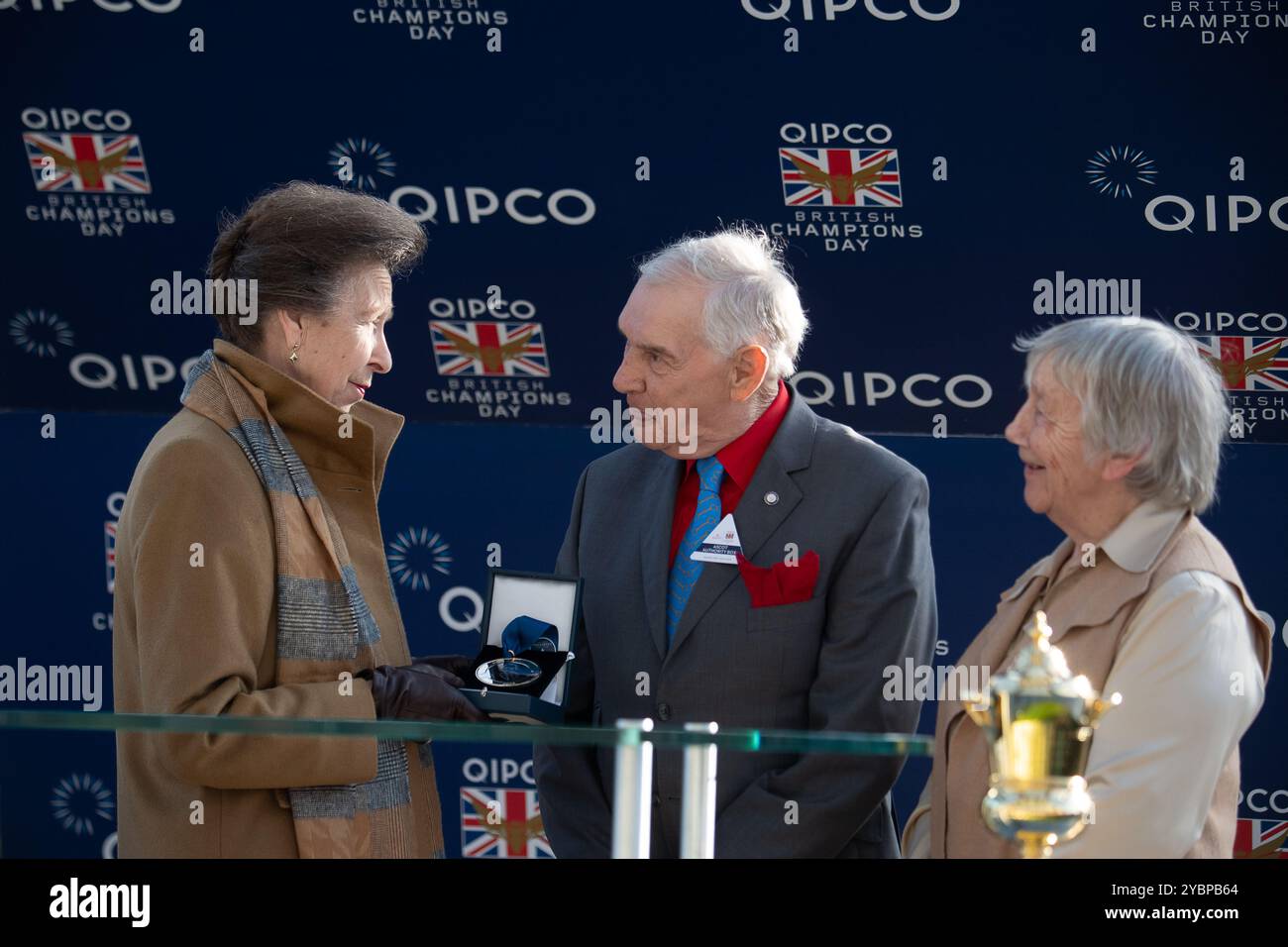 Ascot, Berkshire, UK. 19th October, 2024. The Princess Royal, Princess Anne made presented a ...