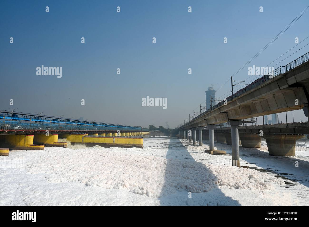 NEW DELHI, INDIA - OCTOBER 19: Yamuna River at Kalindi Kunj has foamed ...