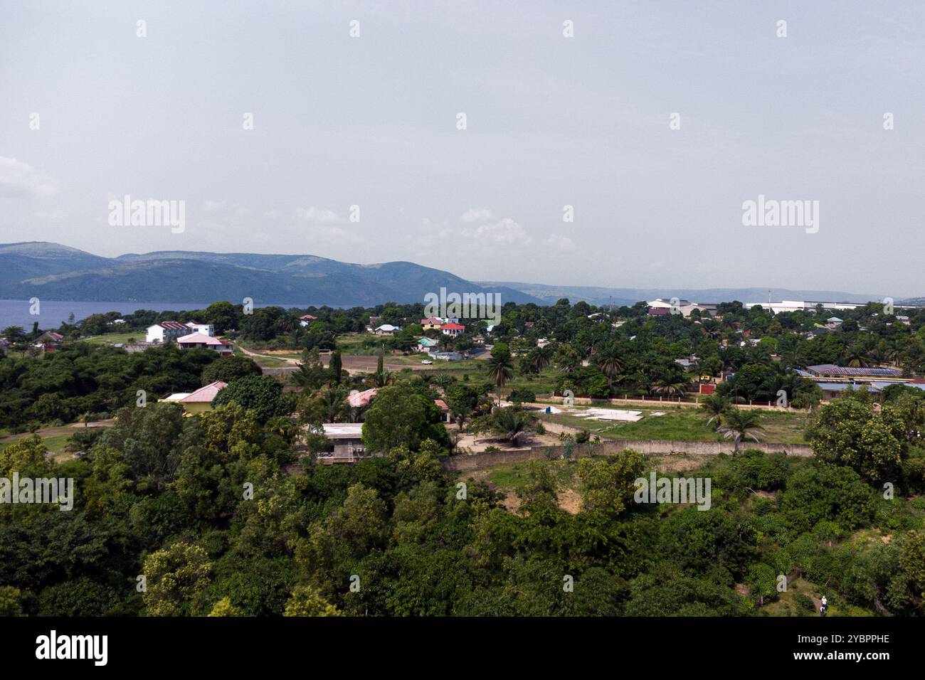 Republique Democratique du Congo, Kinshasa, 2024-01-13. Fleuve Congo vu ...