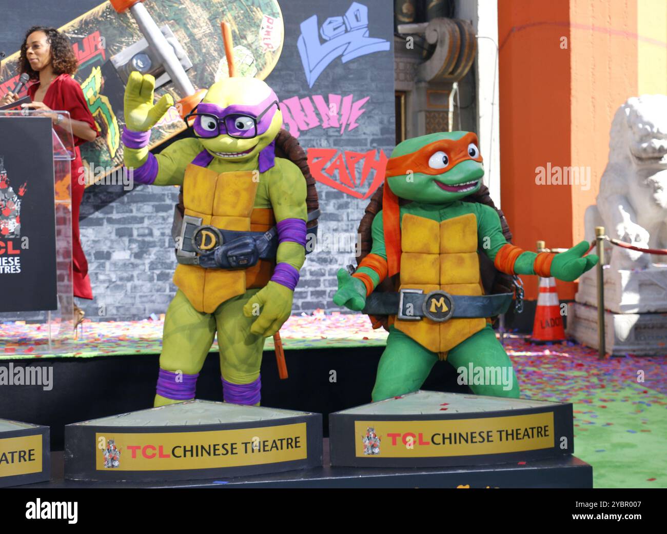 Leonardo, Donatello, Michaelangelo, and Raphael at the Teenage Mutant ...