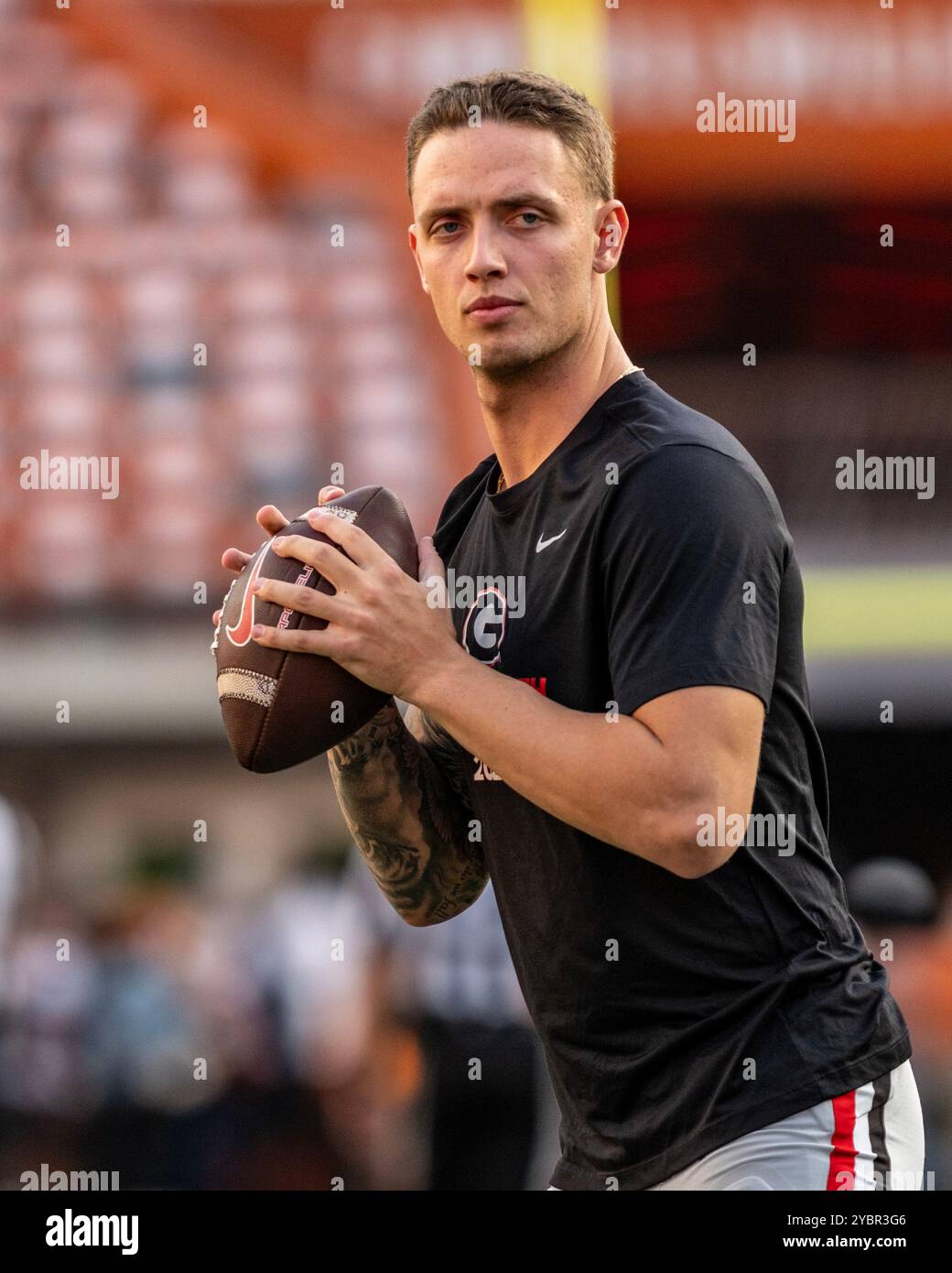 Carson beck georgia hi-res stock photography and images - Alamy