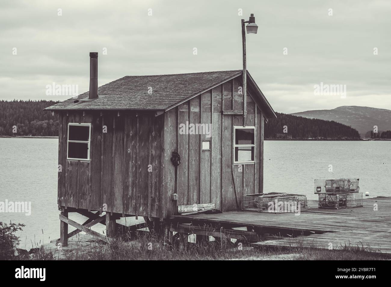 Boat Shed Shack Fishing Hut in Maine Stock Photo - Alamy
