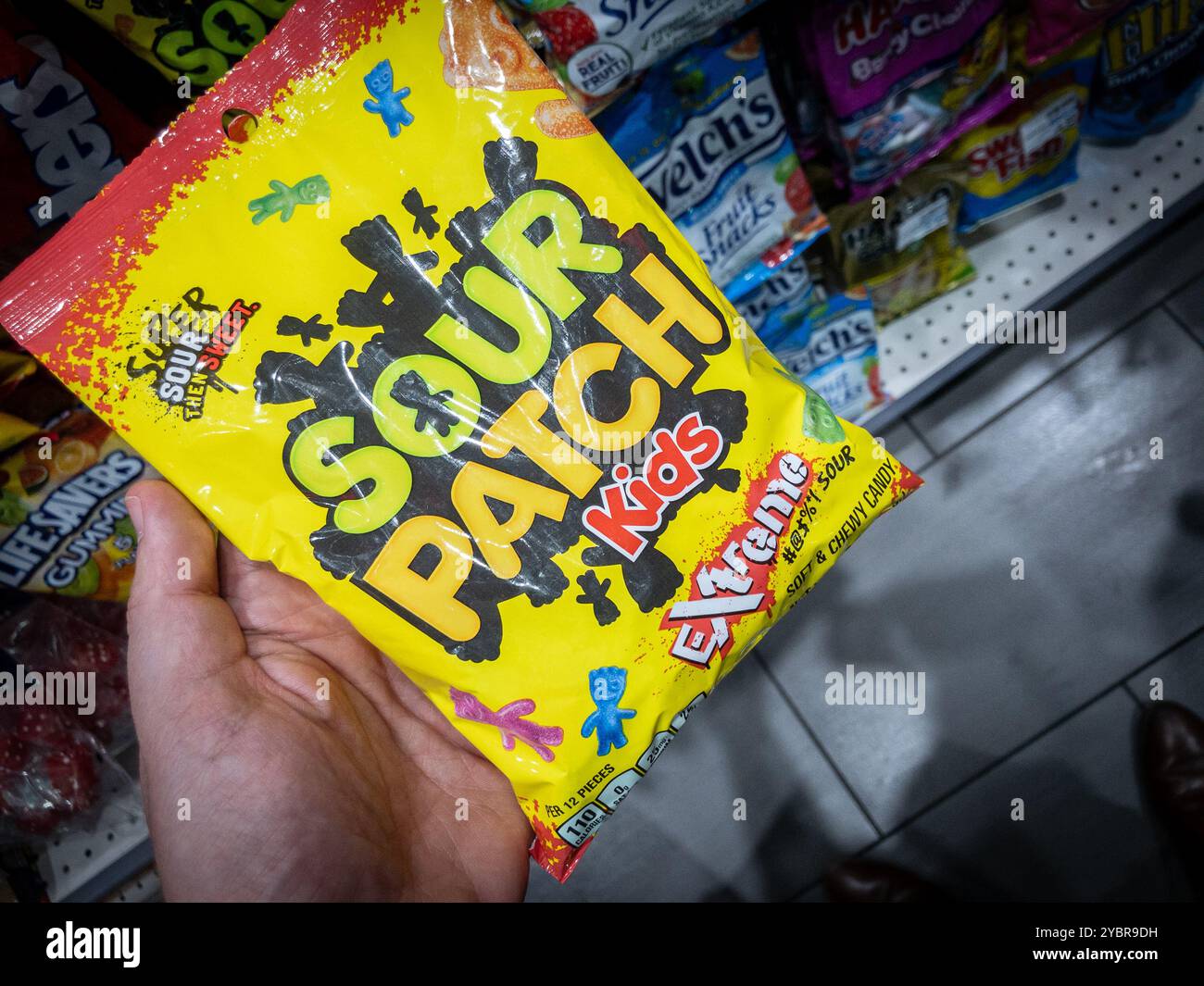 Sour patch kids sign hi-res stock photography and images - Alamy