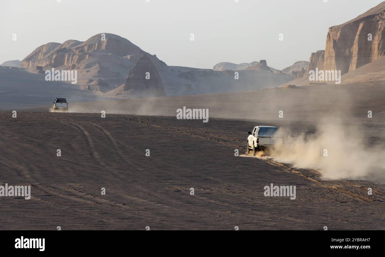 An adventurous drive in the desert with an SUV off-road vehicle Stock ...