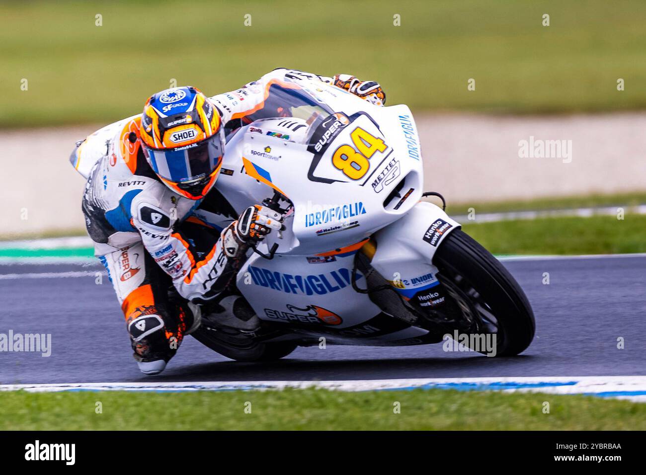 MELBOURNE, AUSTRALIA - OCTOBER 19: Zonta van den Goorbergh on the RW ...