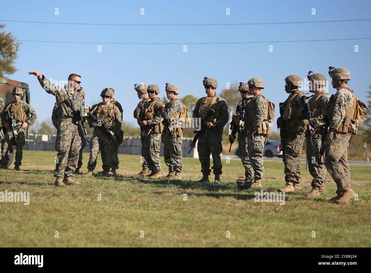 U.S. Marines with Echo Company, 2nd Battalion, 25th Marine Regiment ...