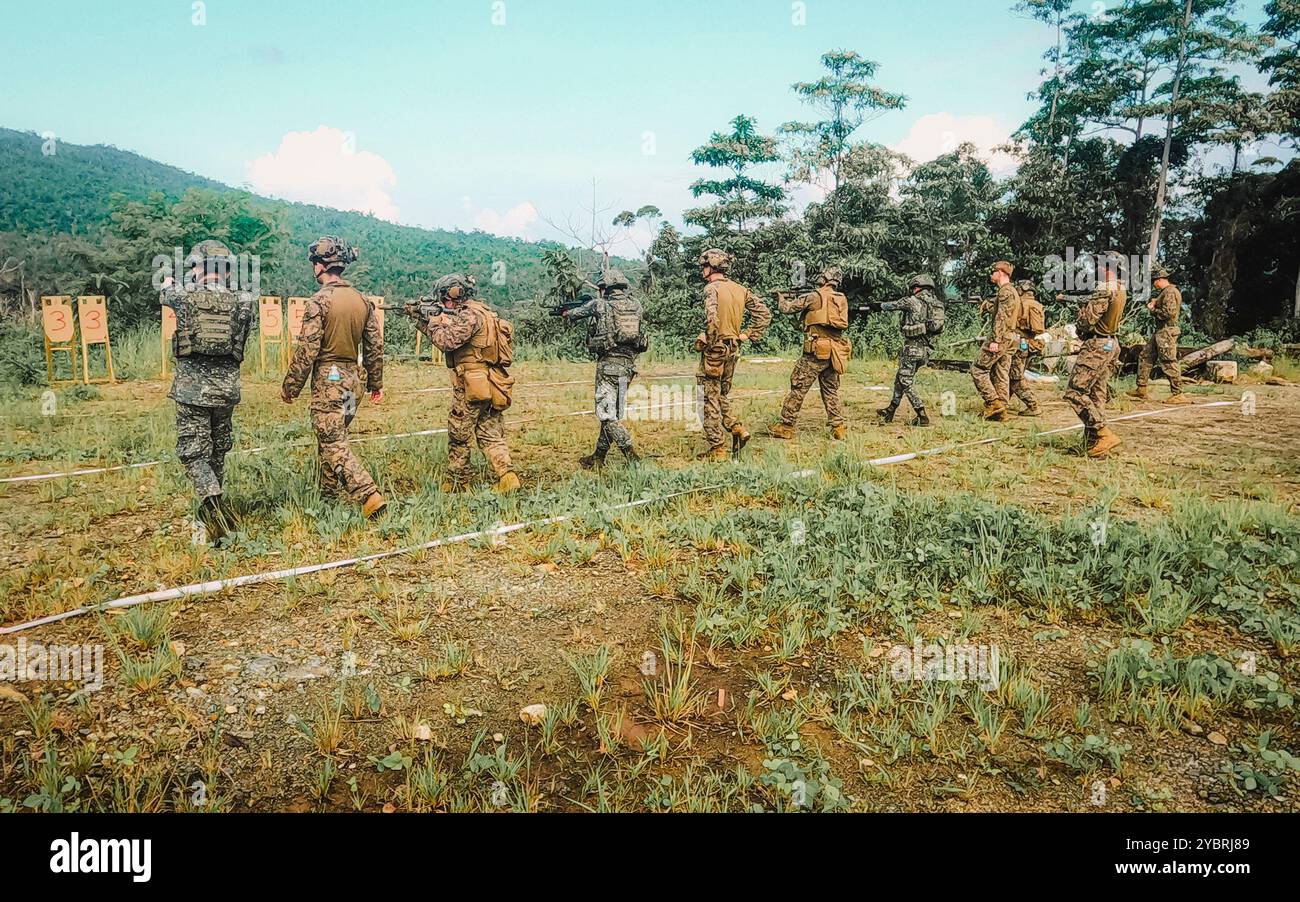 Philippine Marines assigned to Marine Battalion Landing Team 11, 3rd ...
