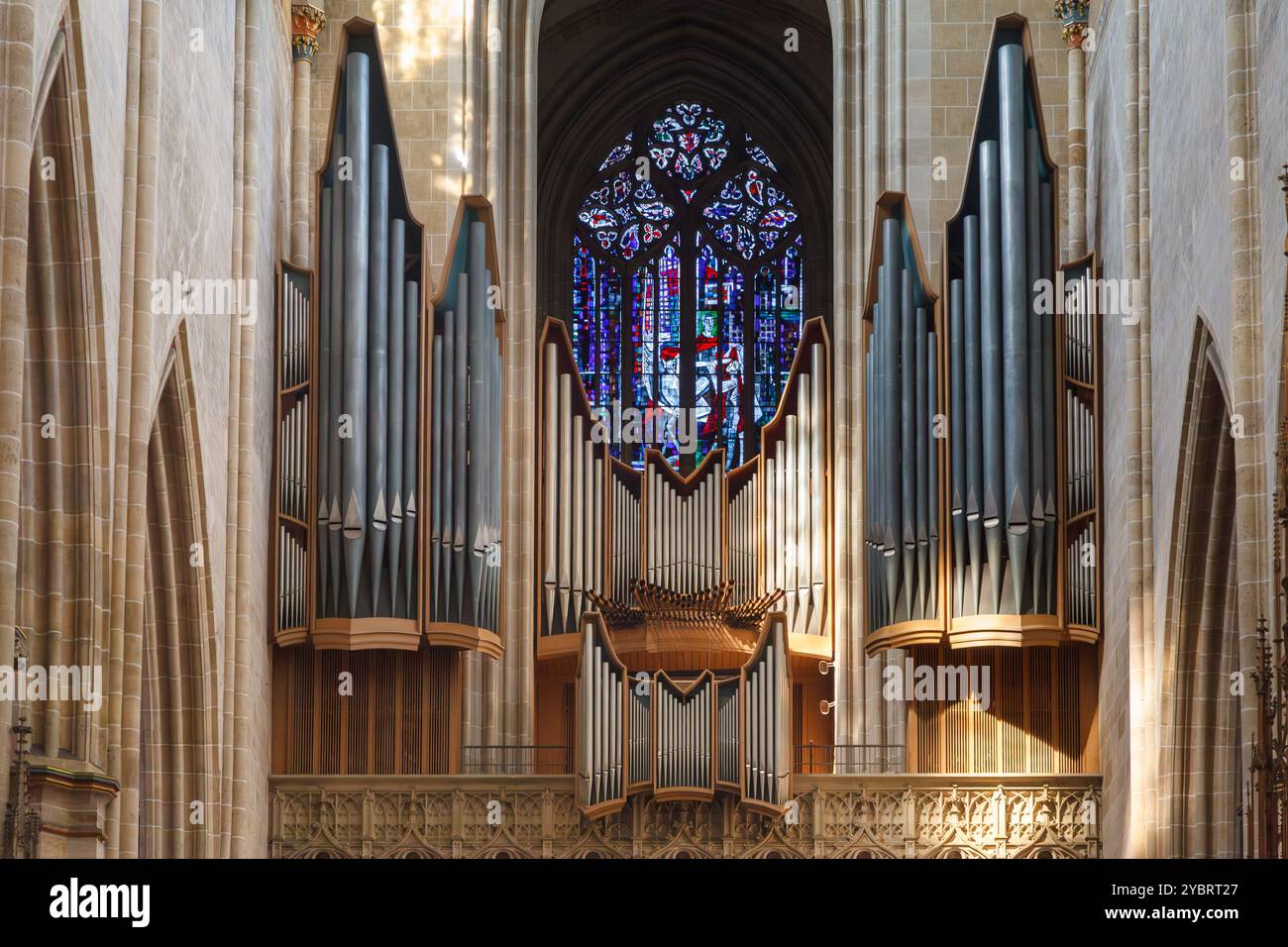Detail of the pipe organ inside the ornate interior of the Ulm ...
